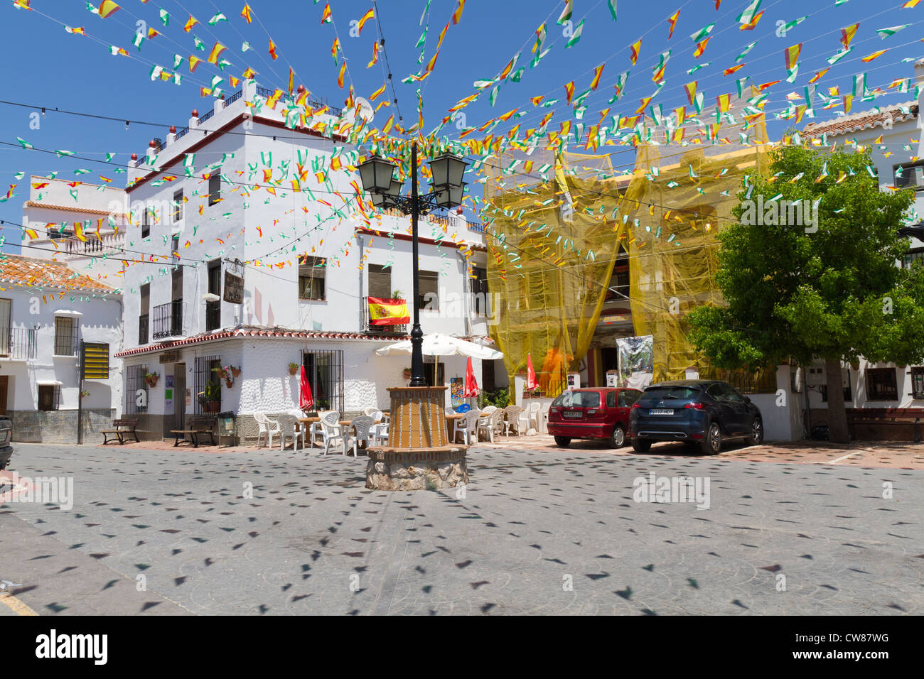 The small hilltop Spanish white village of Comares Stock Photo - Alamy