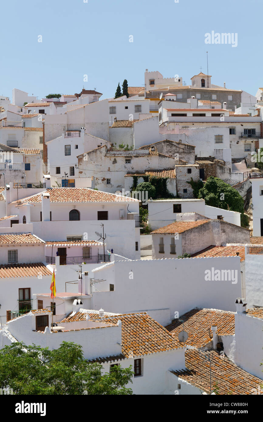 The small hilltop Spanish white village of Comares Stock Photo - Alamy