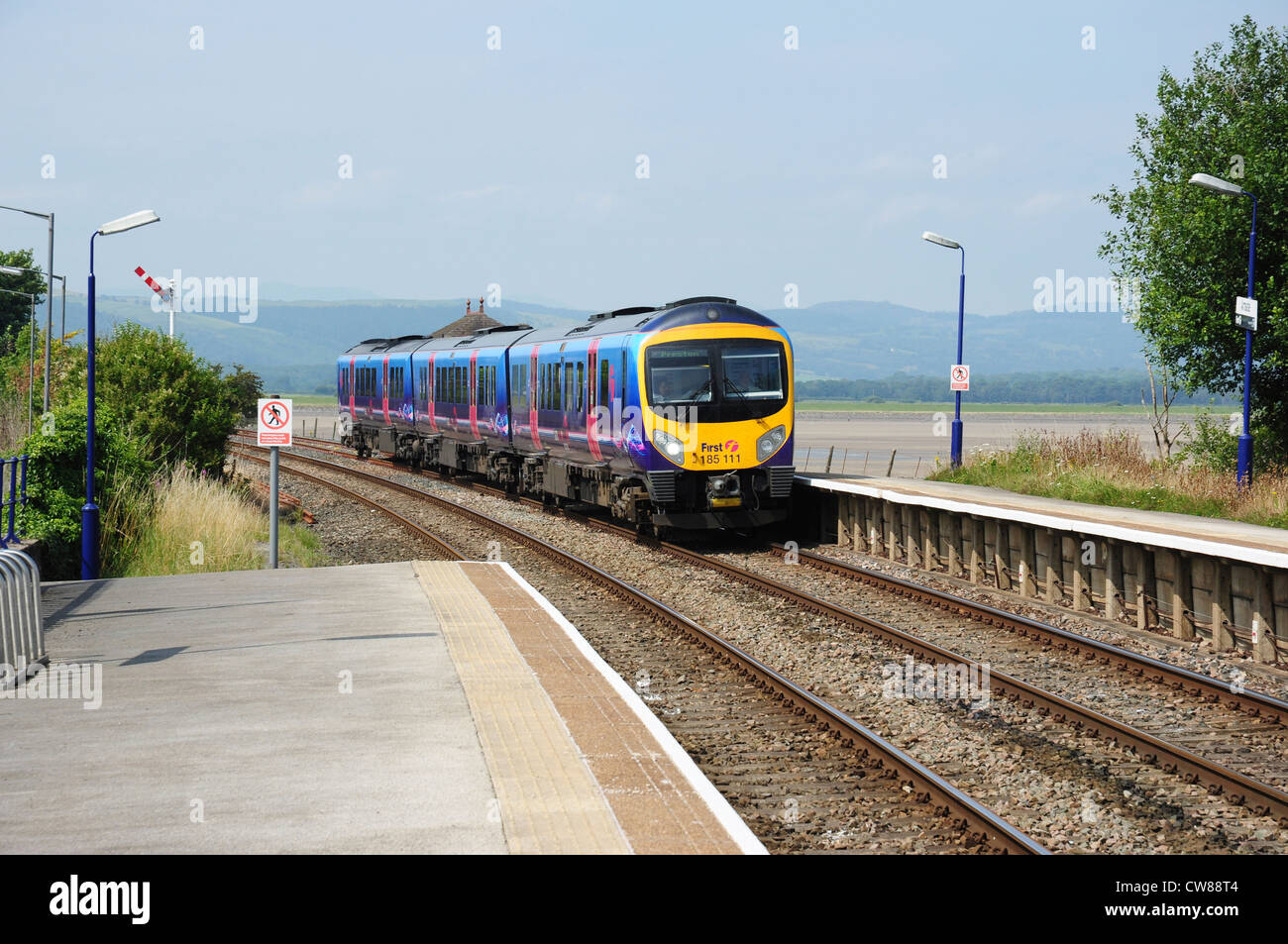 Class 185 diesel multiple unit No 185111 approaches Arnside railway ...