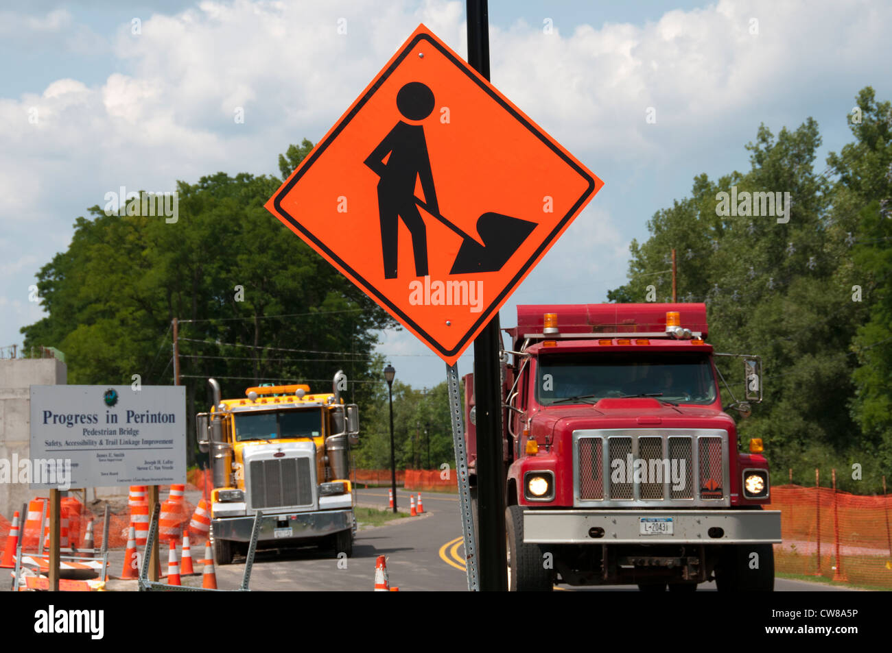 Highway work zone hi-res stock photography and images - Alamy