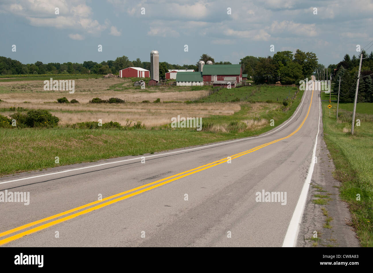 Road and farm hi-res stock photography and images - Alamy