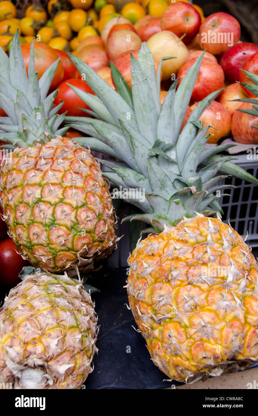 Produce ecuador hi-res stock photography and images - Alamy