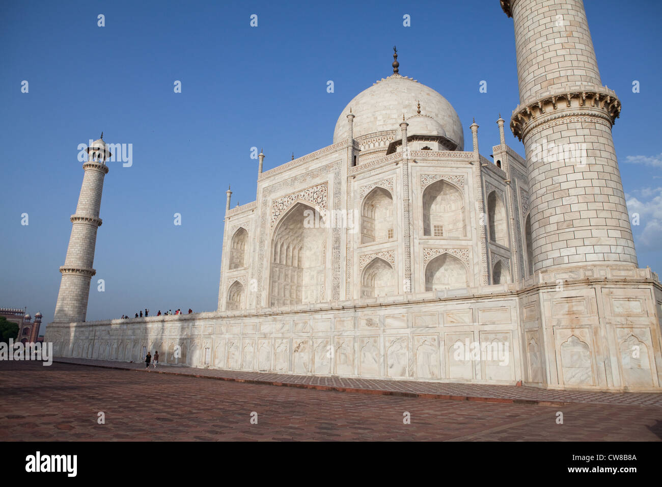 Front aspect of the Taj Mahal Stock Photo - Alamy