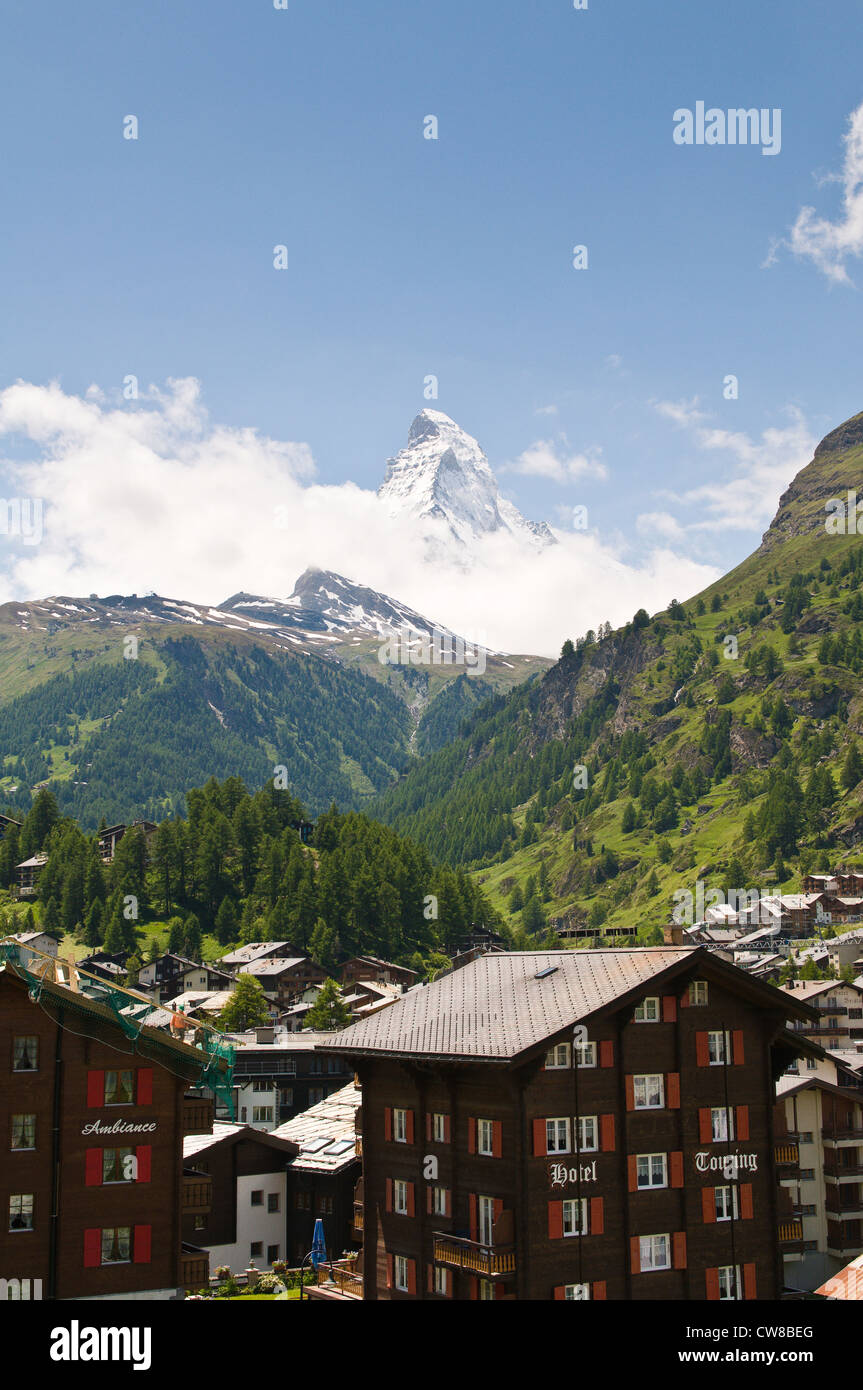 Zermatt peak chalet hi-res stock photography and images - Alamy