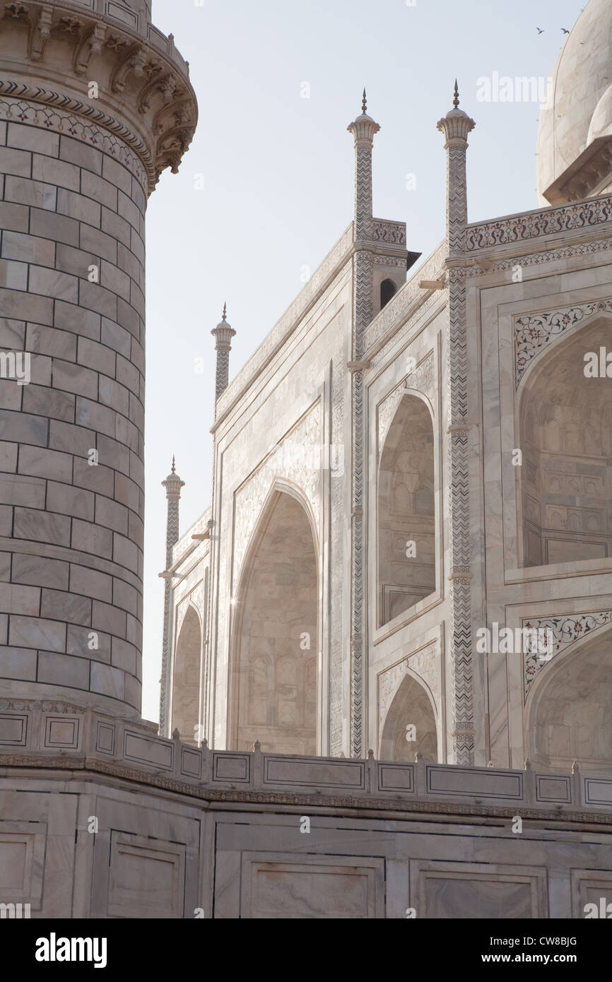 Side view of the Taj Mahal Stock Photo - Alamy