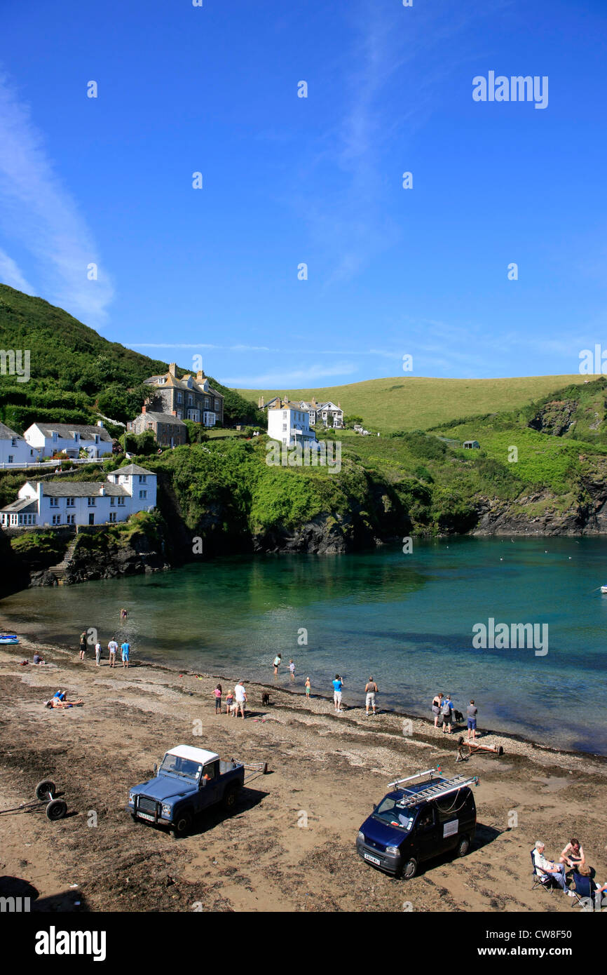 Port Isaac harbour and Bay on the Atlantic coast of Cornwall Stock ...