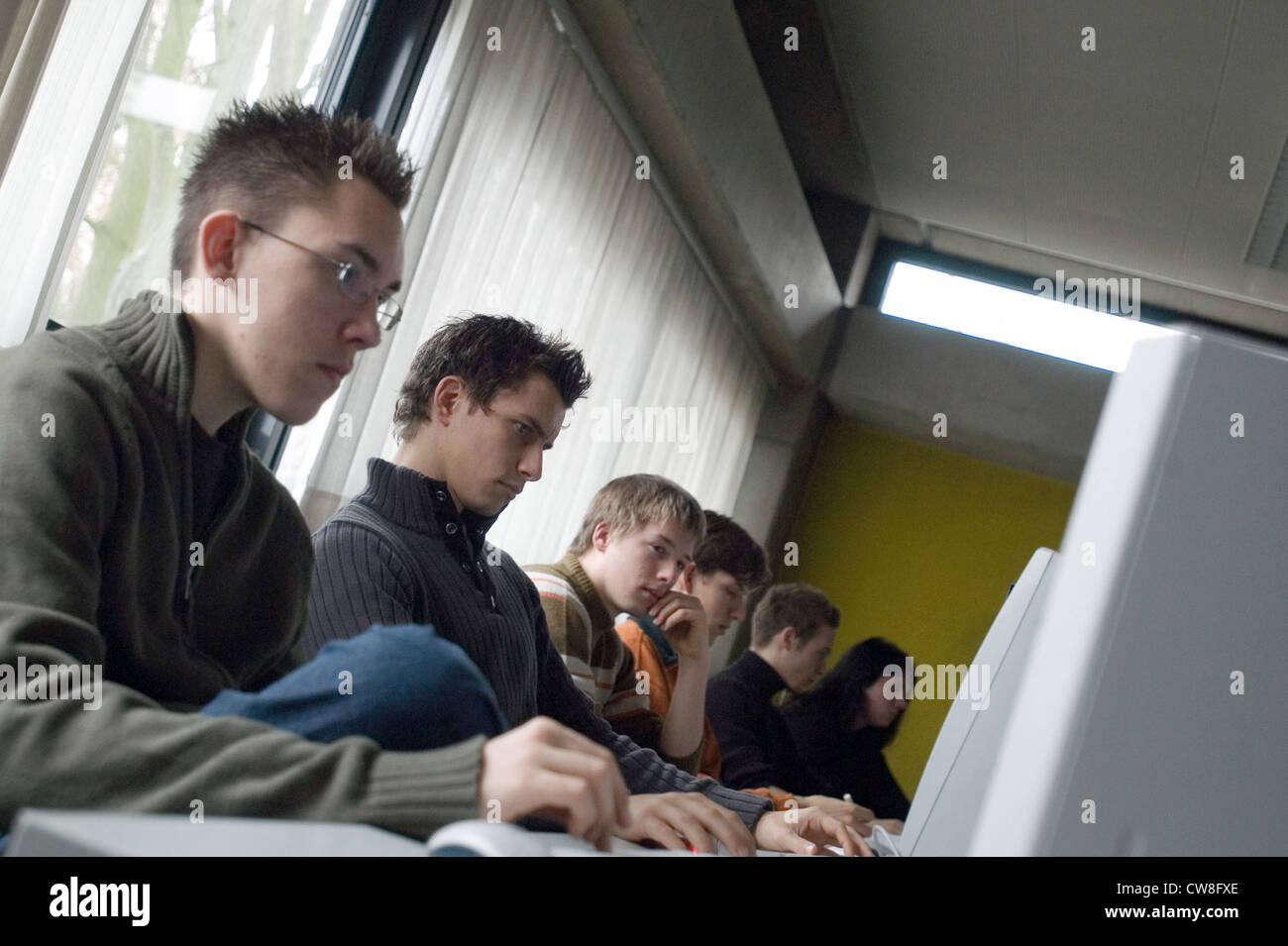 Computer lab in the high school Stock Photo - Alamy
