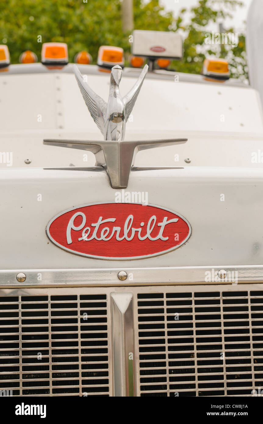 Logo Peterbilt Con Fiamme