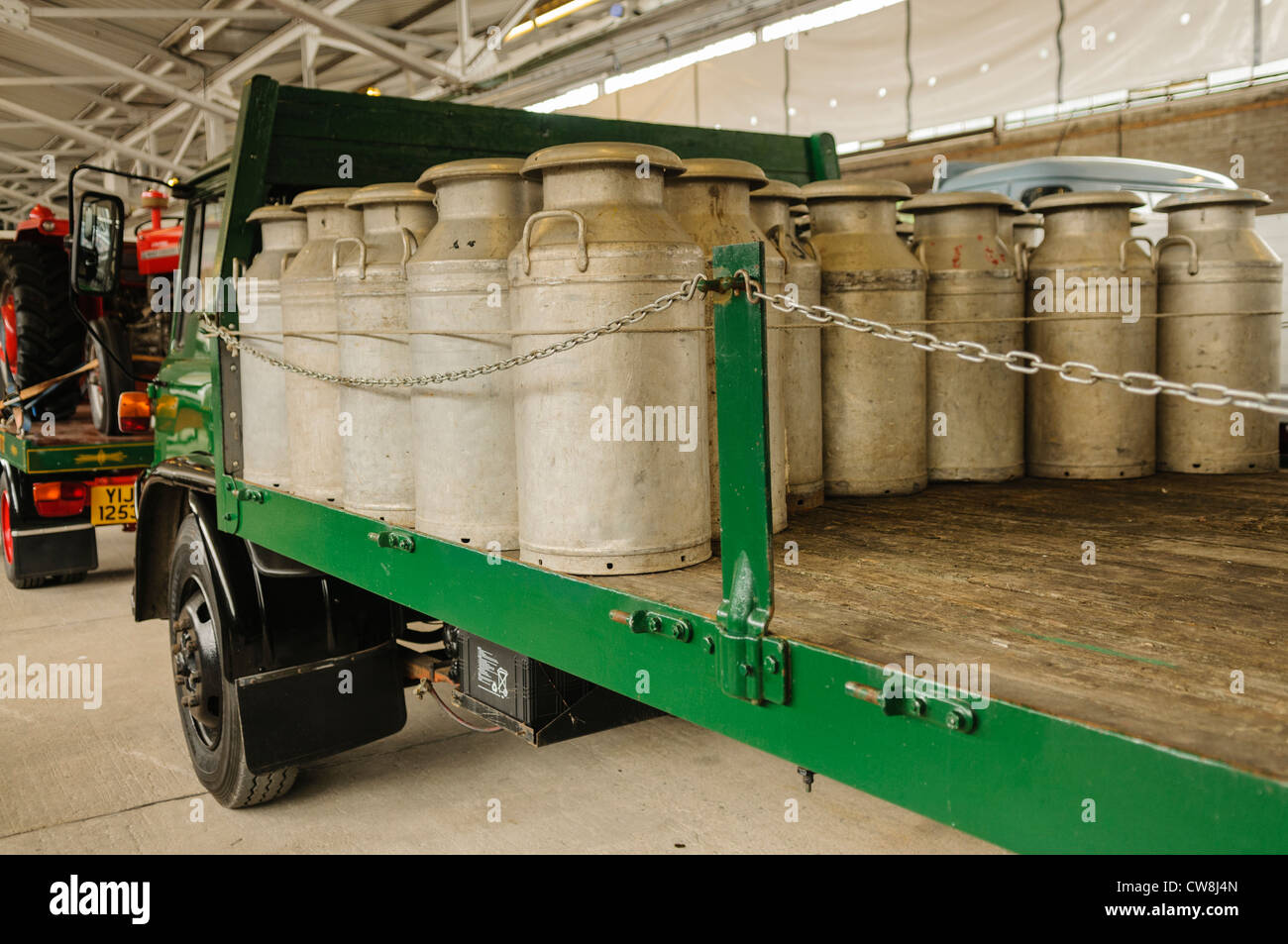 Milk truck hi-res stock photography and images - Alamy