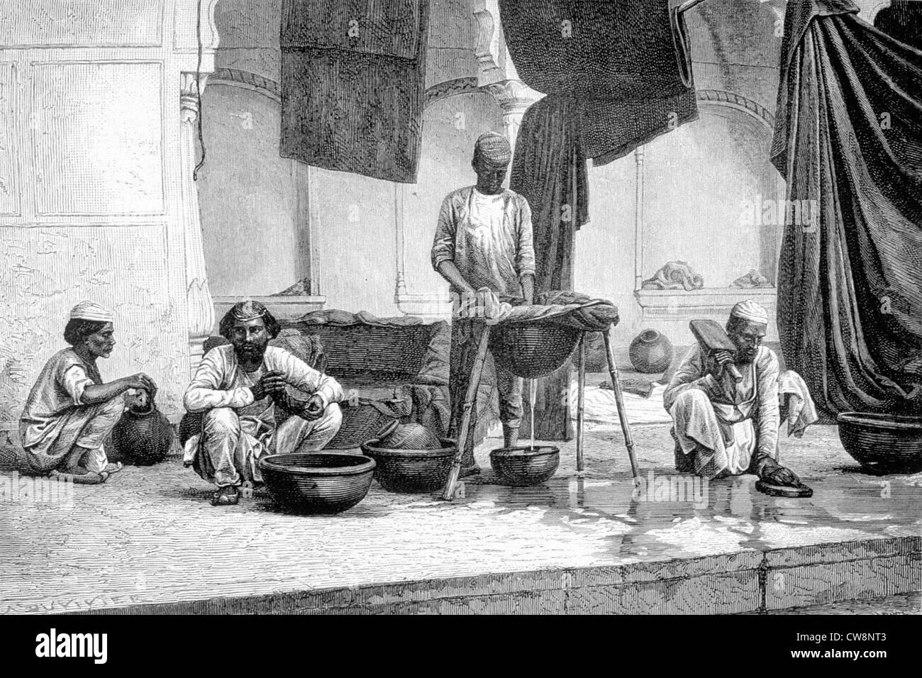 Fabric dyers in Lucknow Stock Photo - Alamy