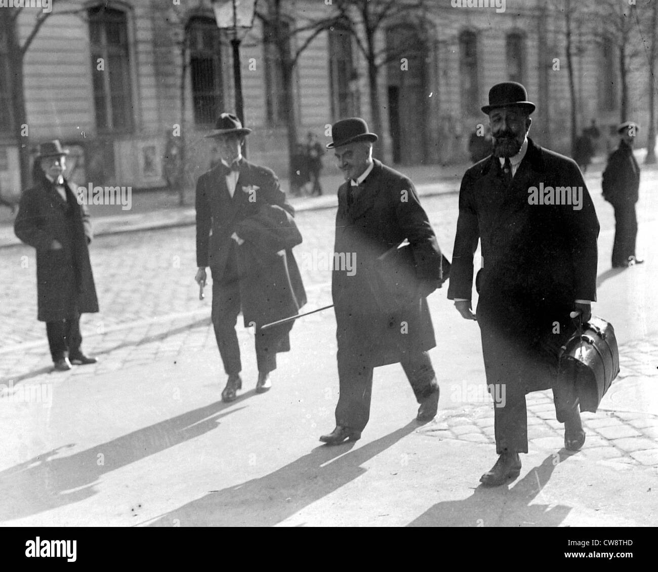 Landru trial hi-res stock photography and images - Alamy
