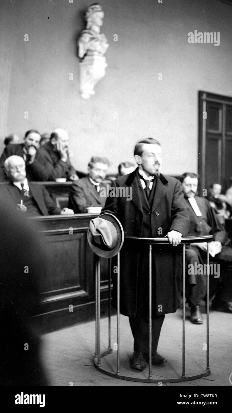 Landru Black and White Stock Photos & Images - Alamy