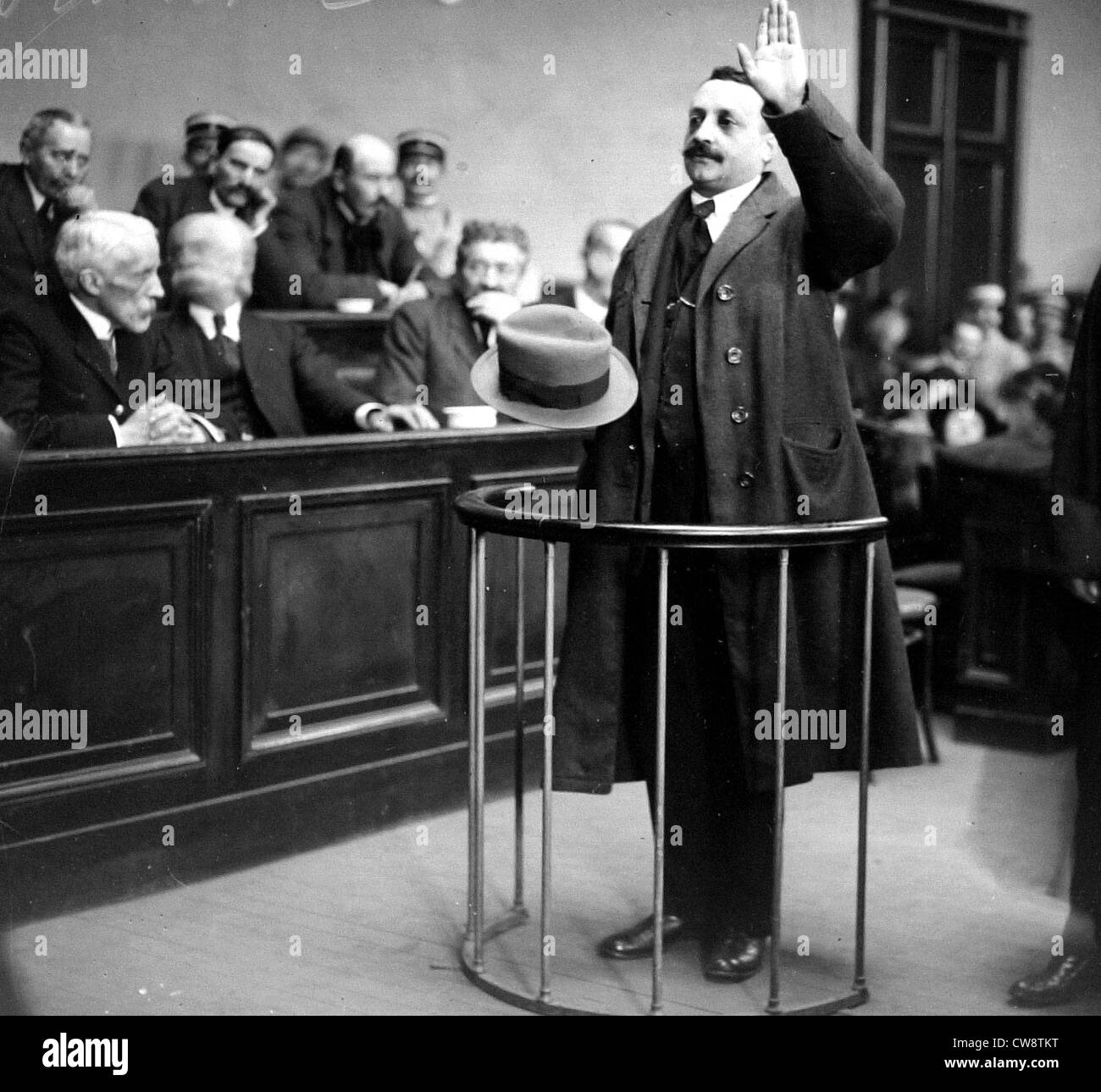Landru trial hi-res stock photography and images - Alamy