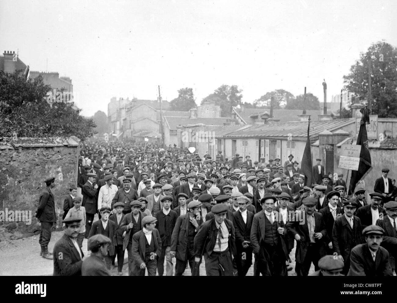 Labor strikes 20th century hi-res stock photography and images - Alamy