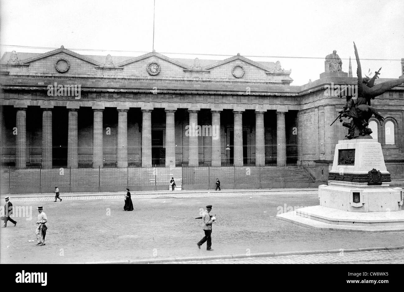 Ww1 courthouse hi-res stock photography and images - Alamy
