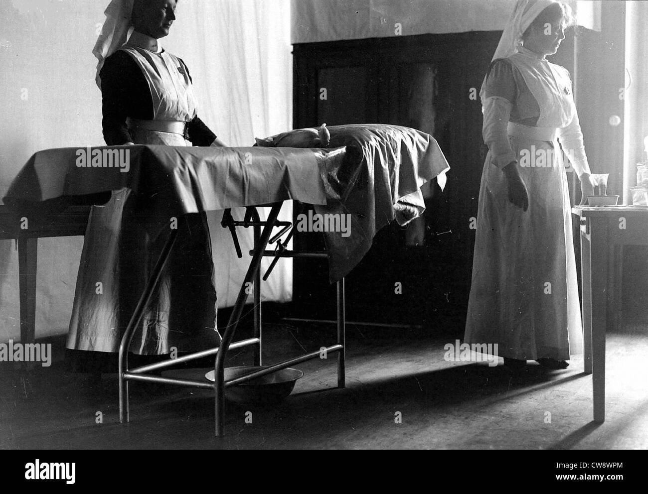 Operating room historical hi-res stock photography and images - Alamy