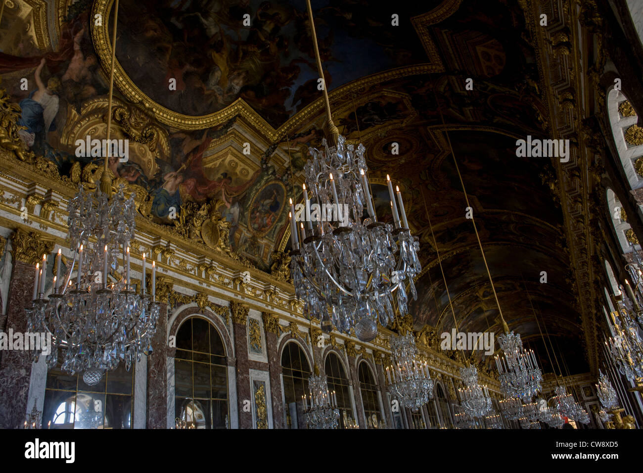 Hall mirrors versailles palace paris hi-res stock photography and ...