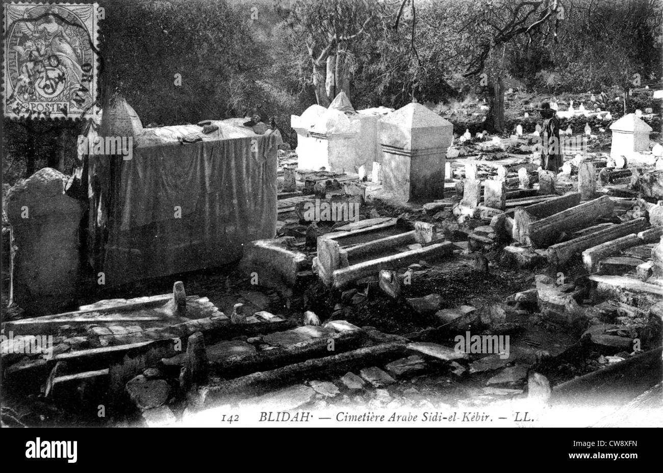 Sidi el kebir arab cemetery hi-res stock photography and images - Alamy