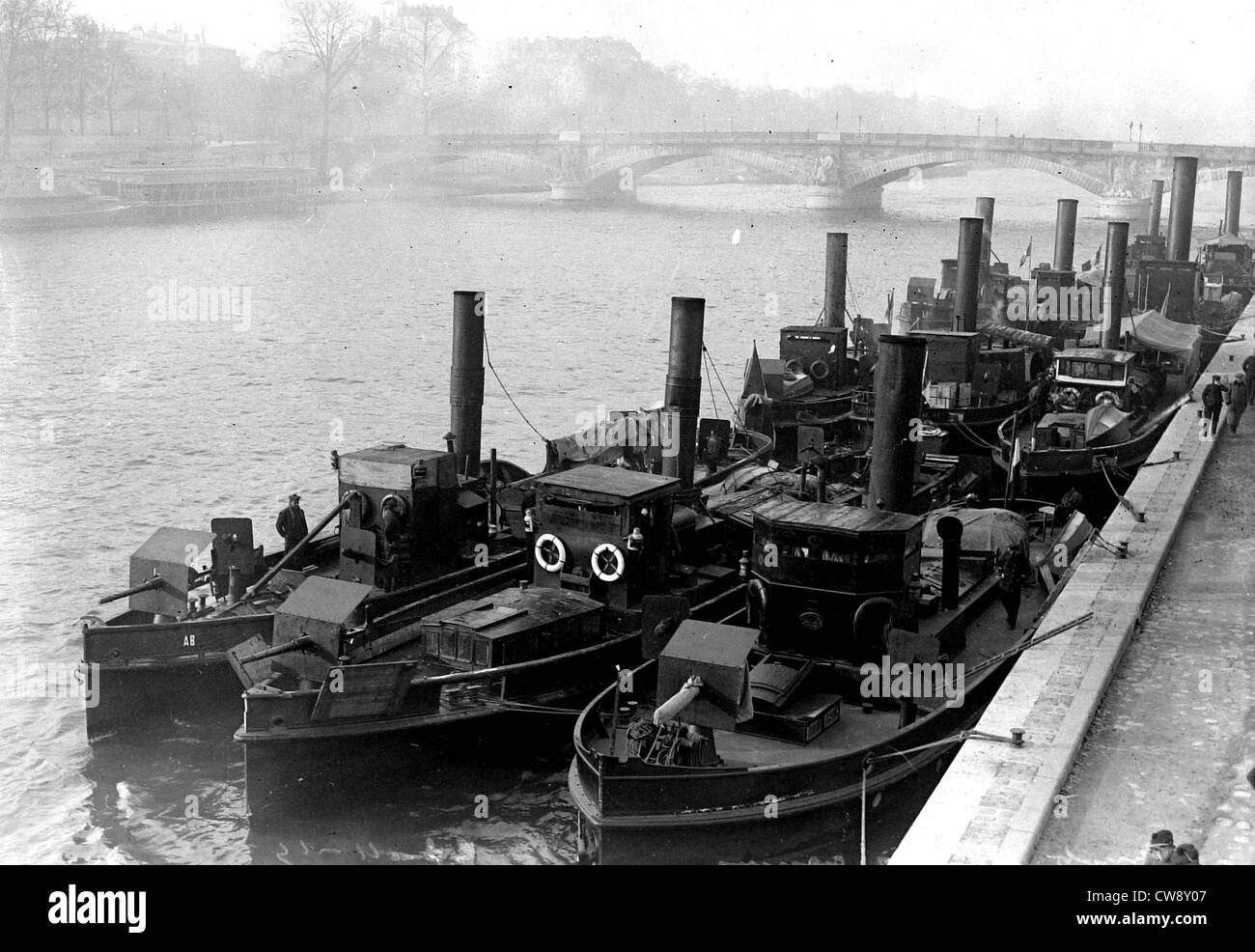 Historical tugboats hi-res stock photography and images - Alamy