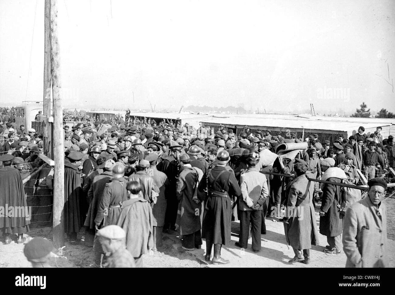 Spanish refugees. Argelès camp Stock Photo - Alamy