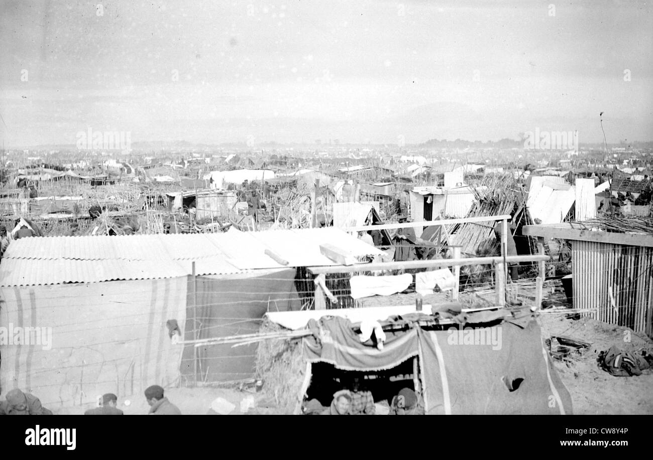 Spanish refugees. Argelès camp Stock Photo - Alamy