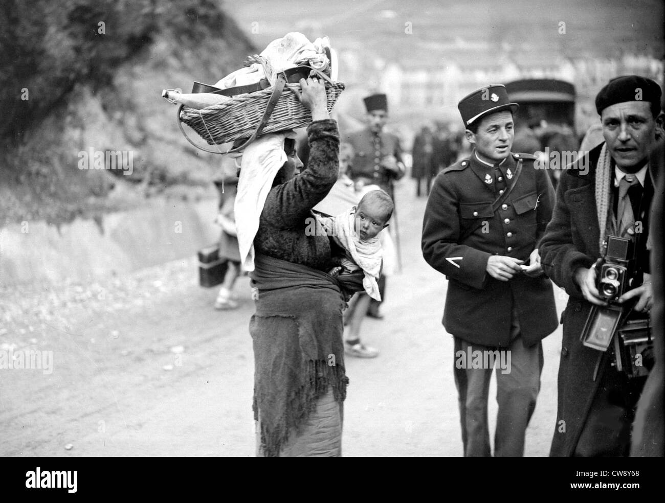 Fleeing soldier hi-res stock photography and images - Alamy
