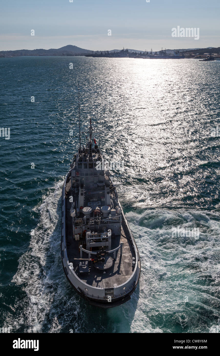 Tug boat mediterranean sea hi-res stock photography and images - Alamy