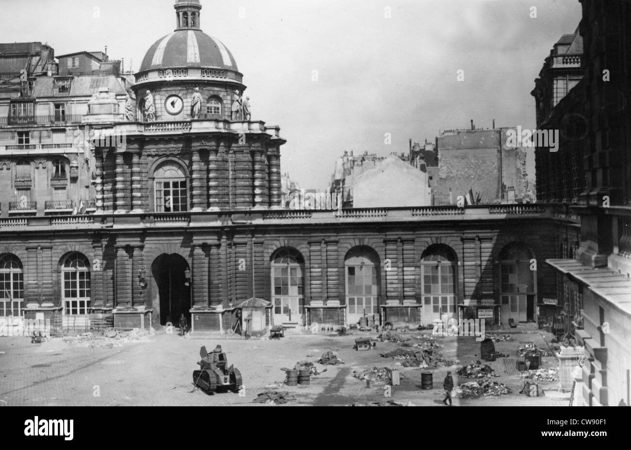 Palace liberation paris august 1944 hi-res stock photography and images ...