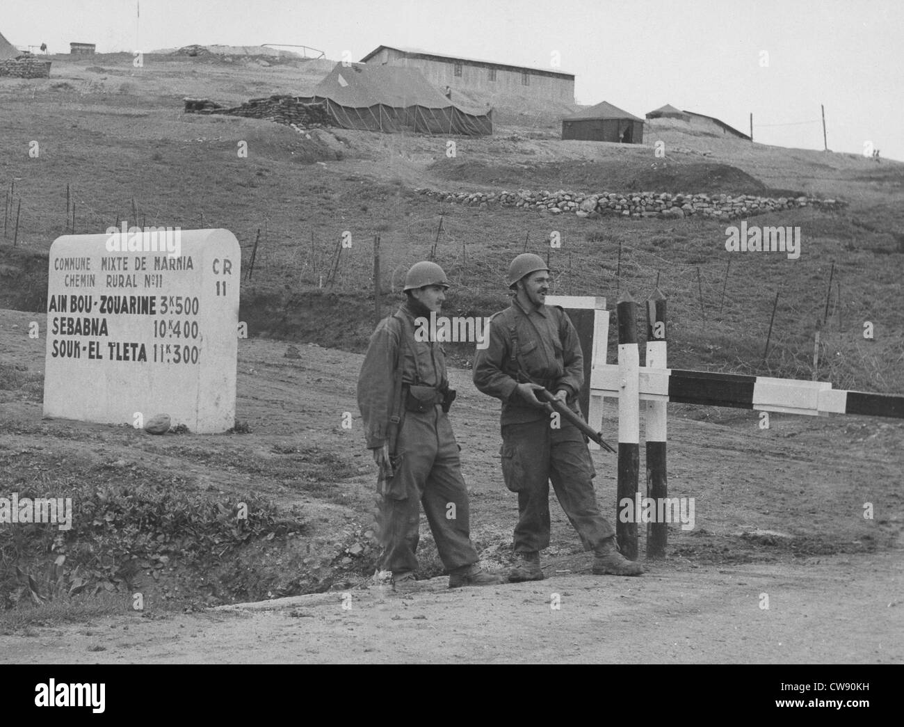 Border between Black and White Stock Photos & Images - Alamy