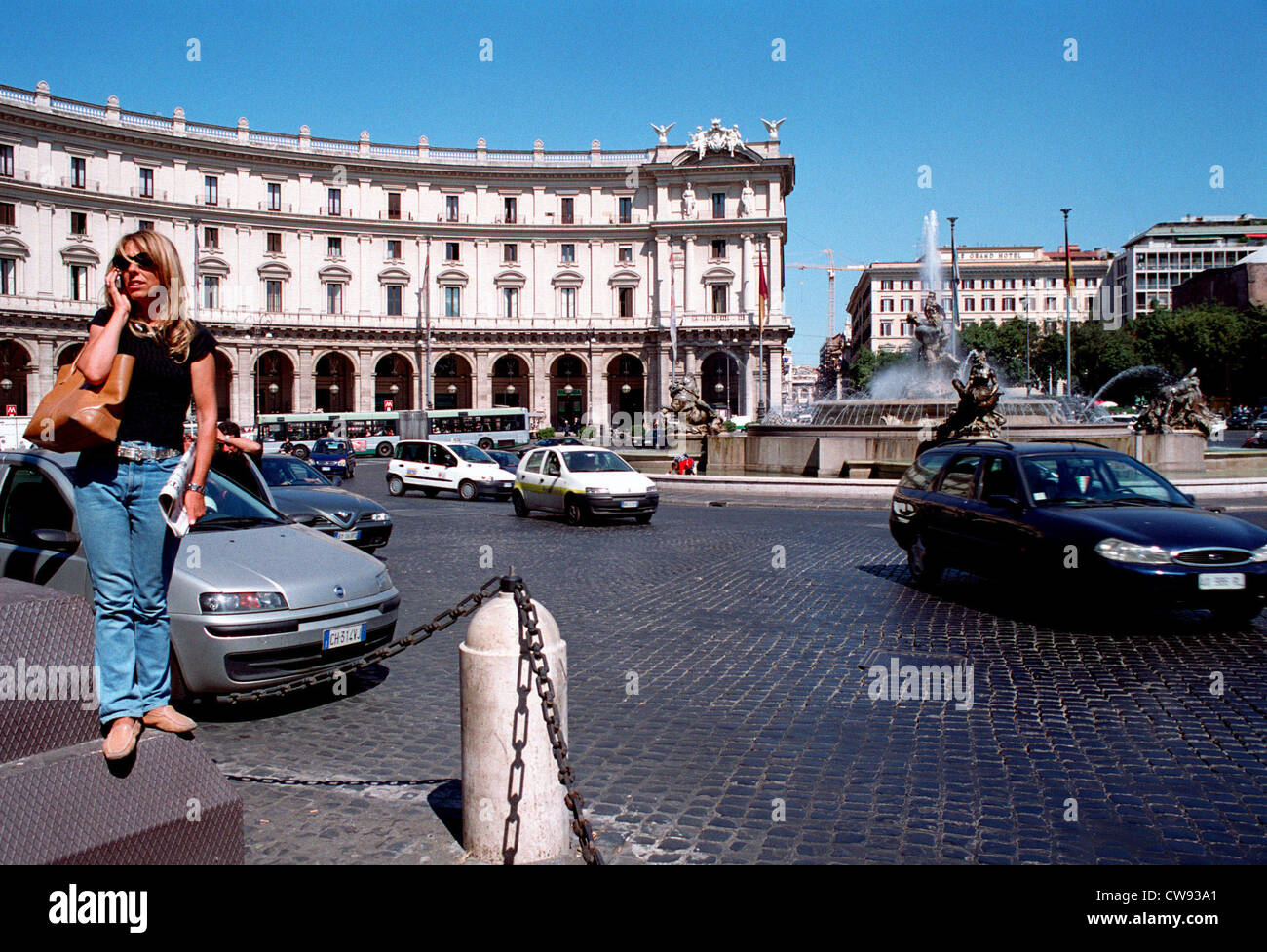 Rome, traffic on Via Nazionale Stock Photo - Alamy