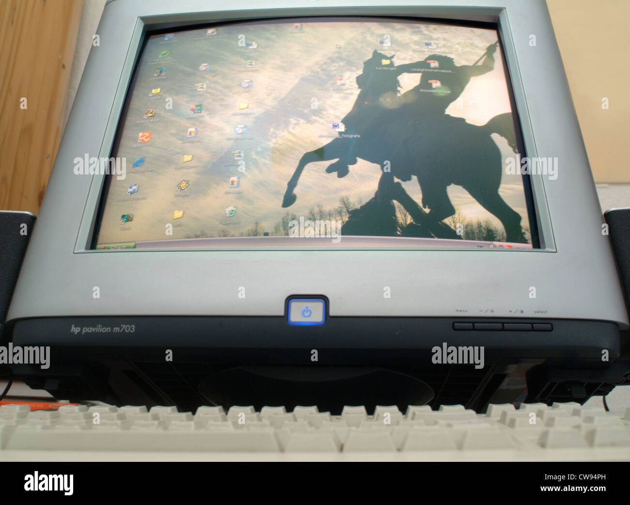 Computer monitor windows virus hi-res stock photography and images - Alamy