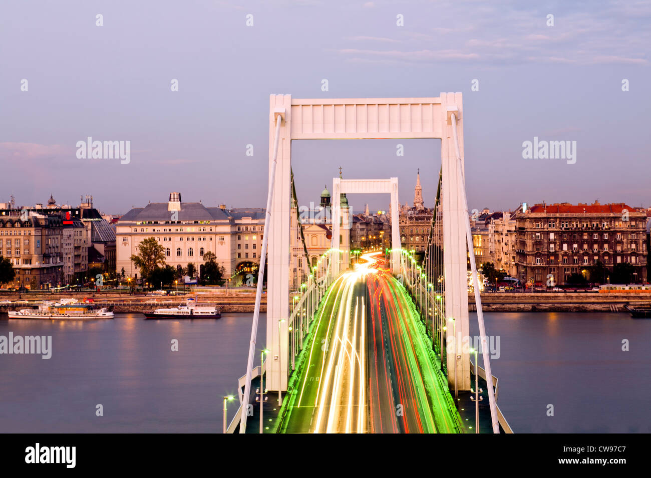 Elizabeth bridge hi-res stock photography and images - Alamy