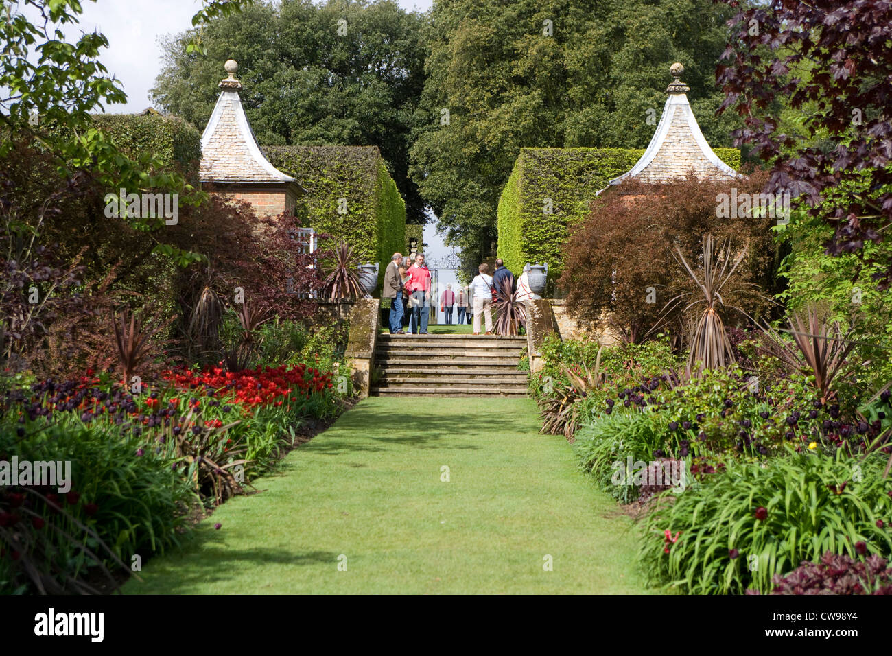 Hidcote manor garden hi-res stock photography and images - Alamy