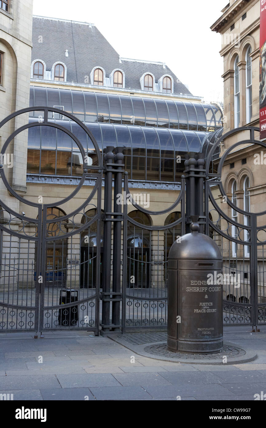 Edinburgh Sheriff Court High Resolution Stock Photography and Images ...