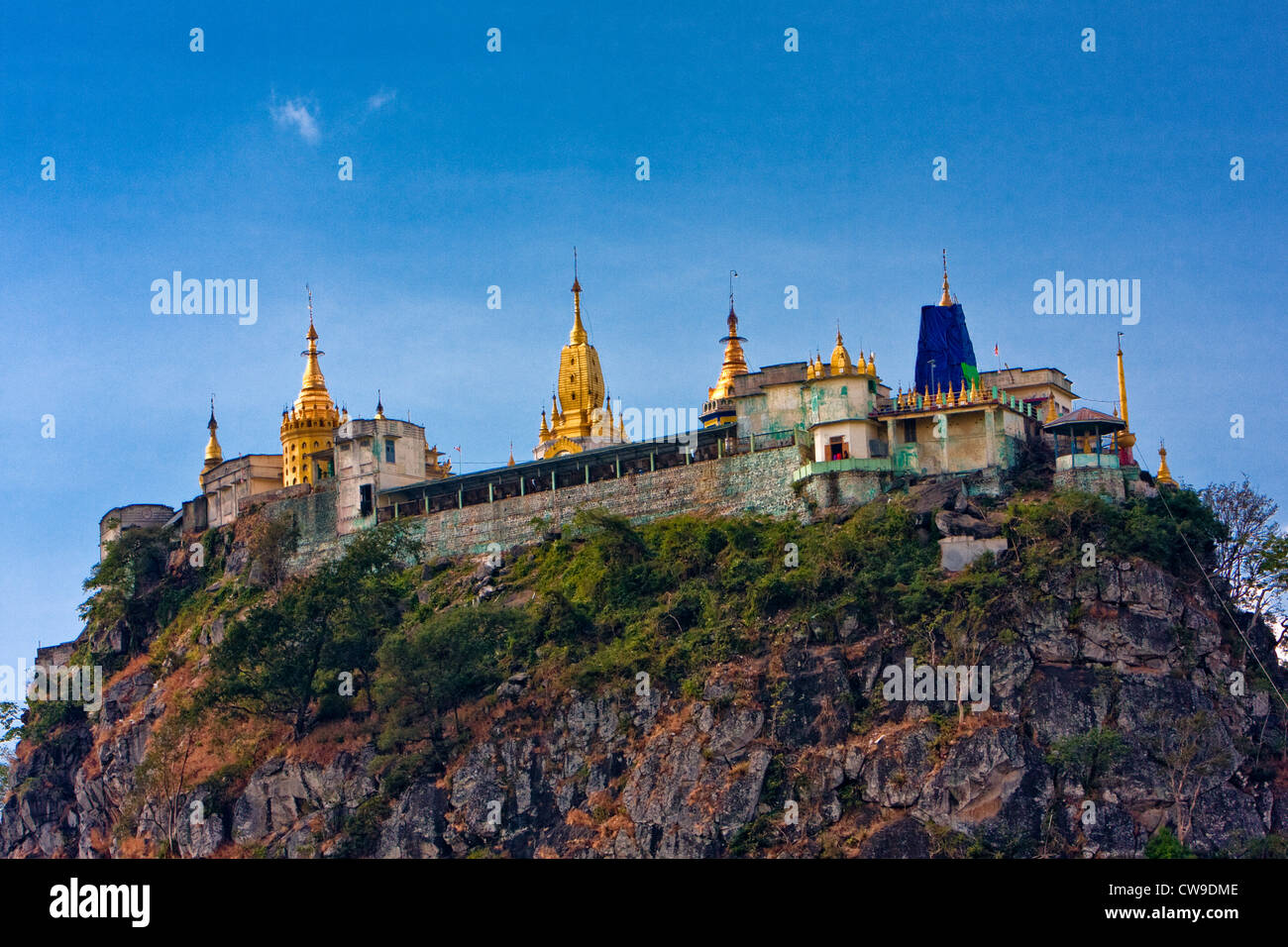Myanmar monastery hi-res stock photography and images - Alamy