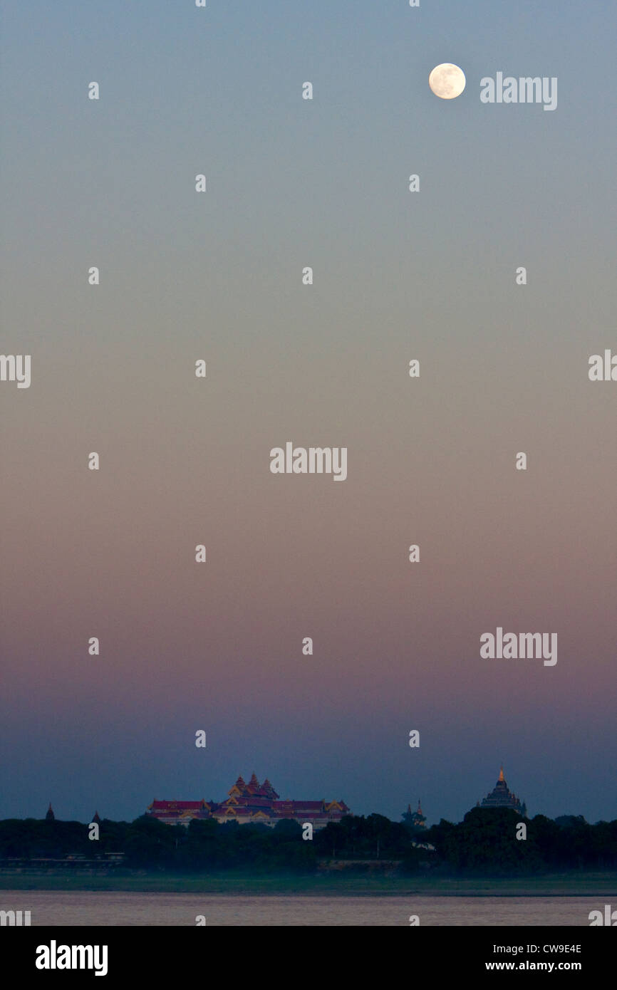 Myanmar, Burma, Bagan. Moon Over Bagan Museum and Nearby Temples ...