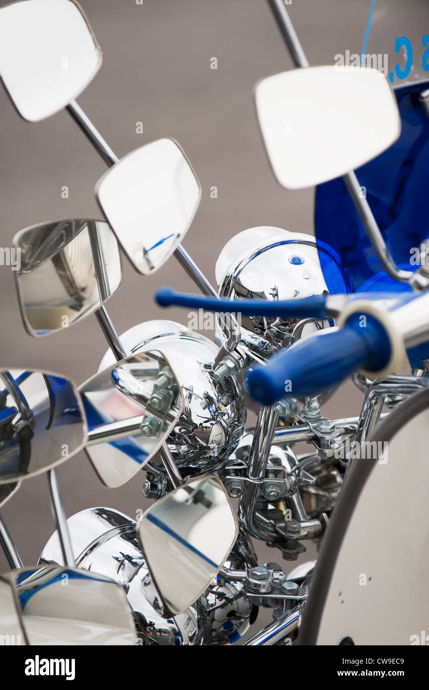 Mods scooter mirrors hi-res stock photography and images - Alamy