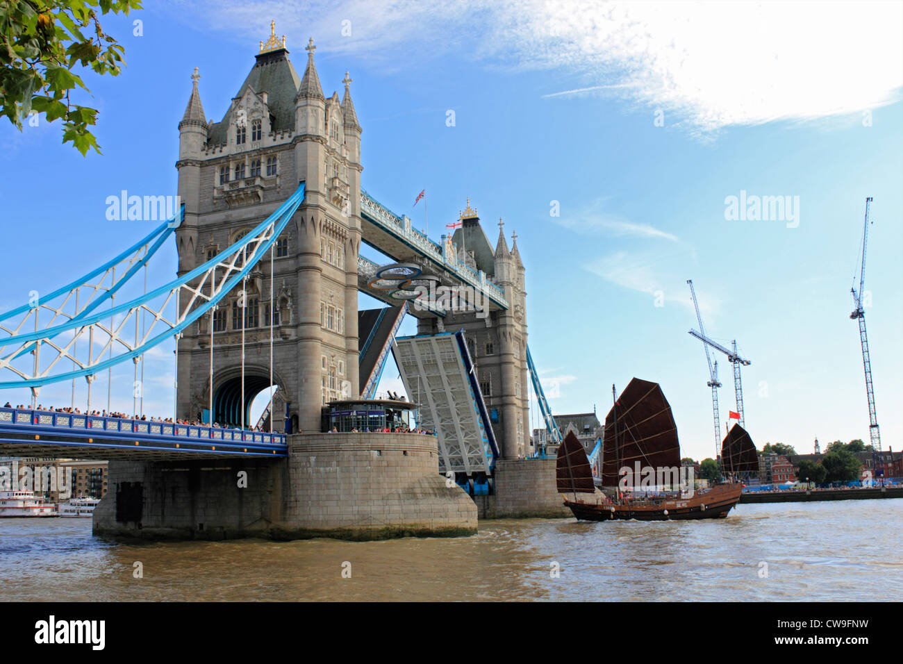 Tower bridge raised london england hi-res stock photography and images ...