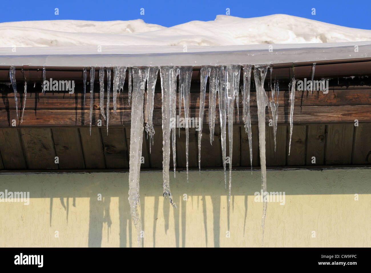 Dripping from edge hi-res stock photography and images - Alamy