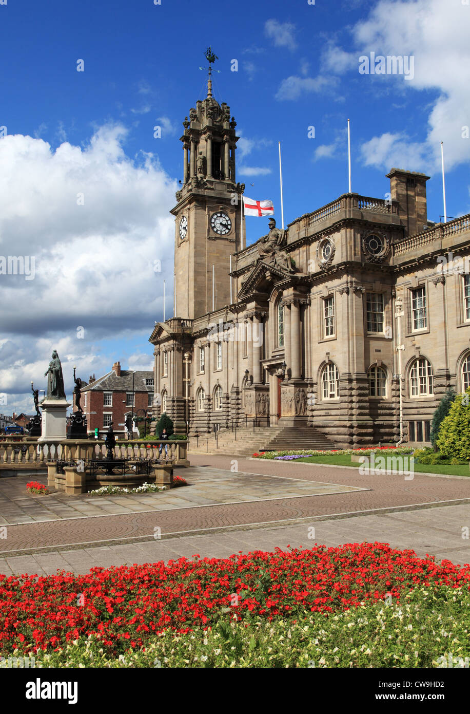 South shields town centre hi-res stock photography and images - Alamy