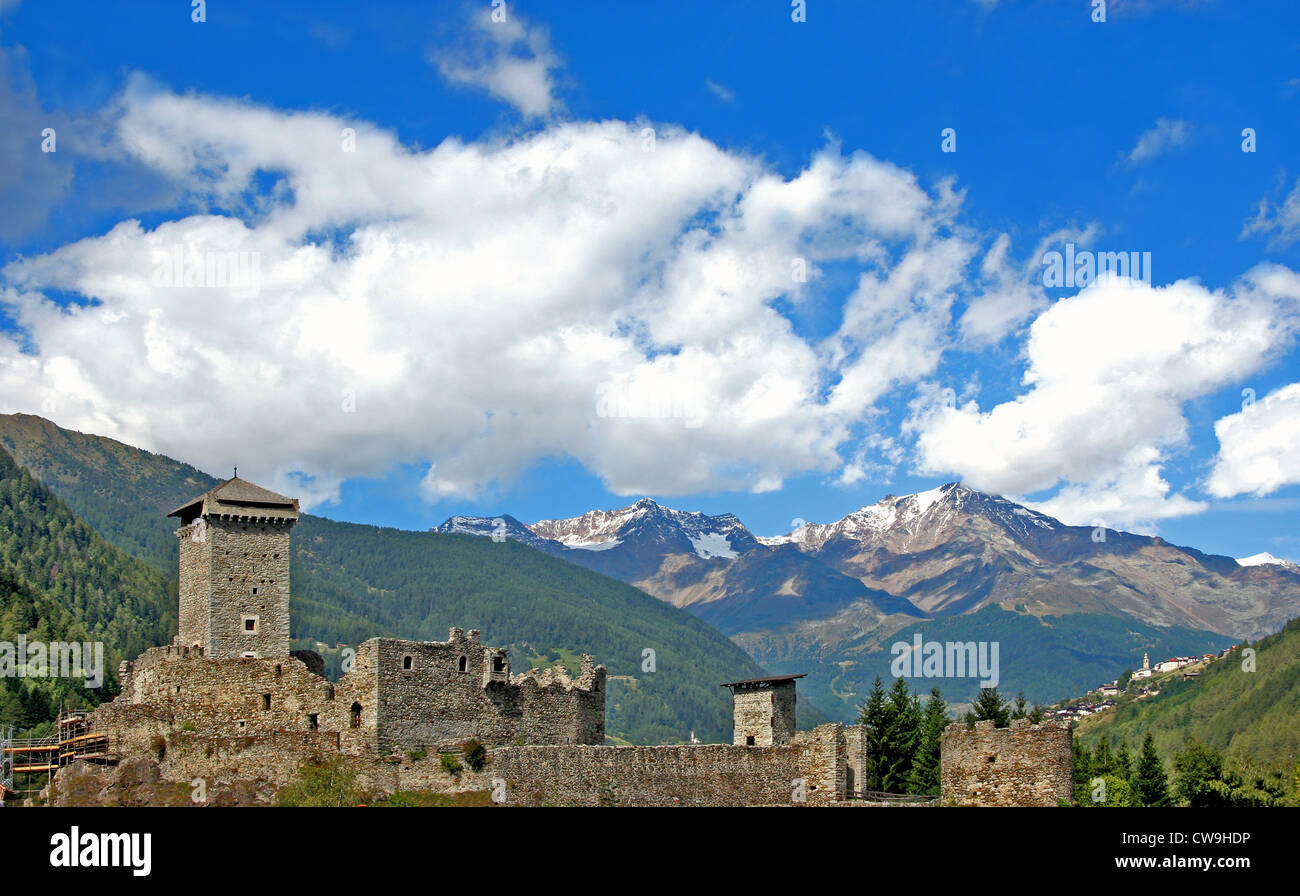 The Castle of Ossana Stock Photo - Alamy