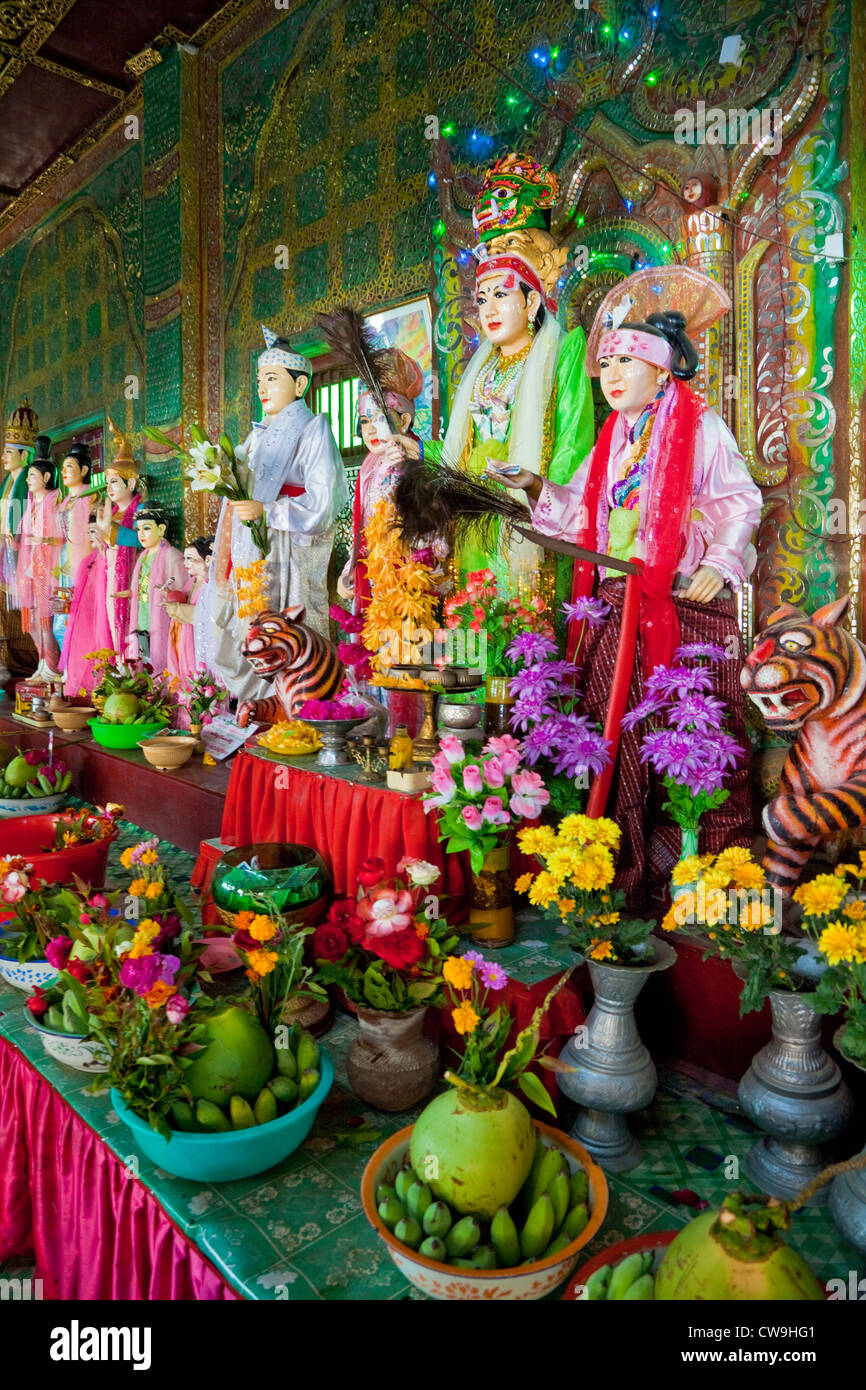 Nat shrine myanmar hi-res stock photography and images - Alamy