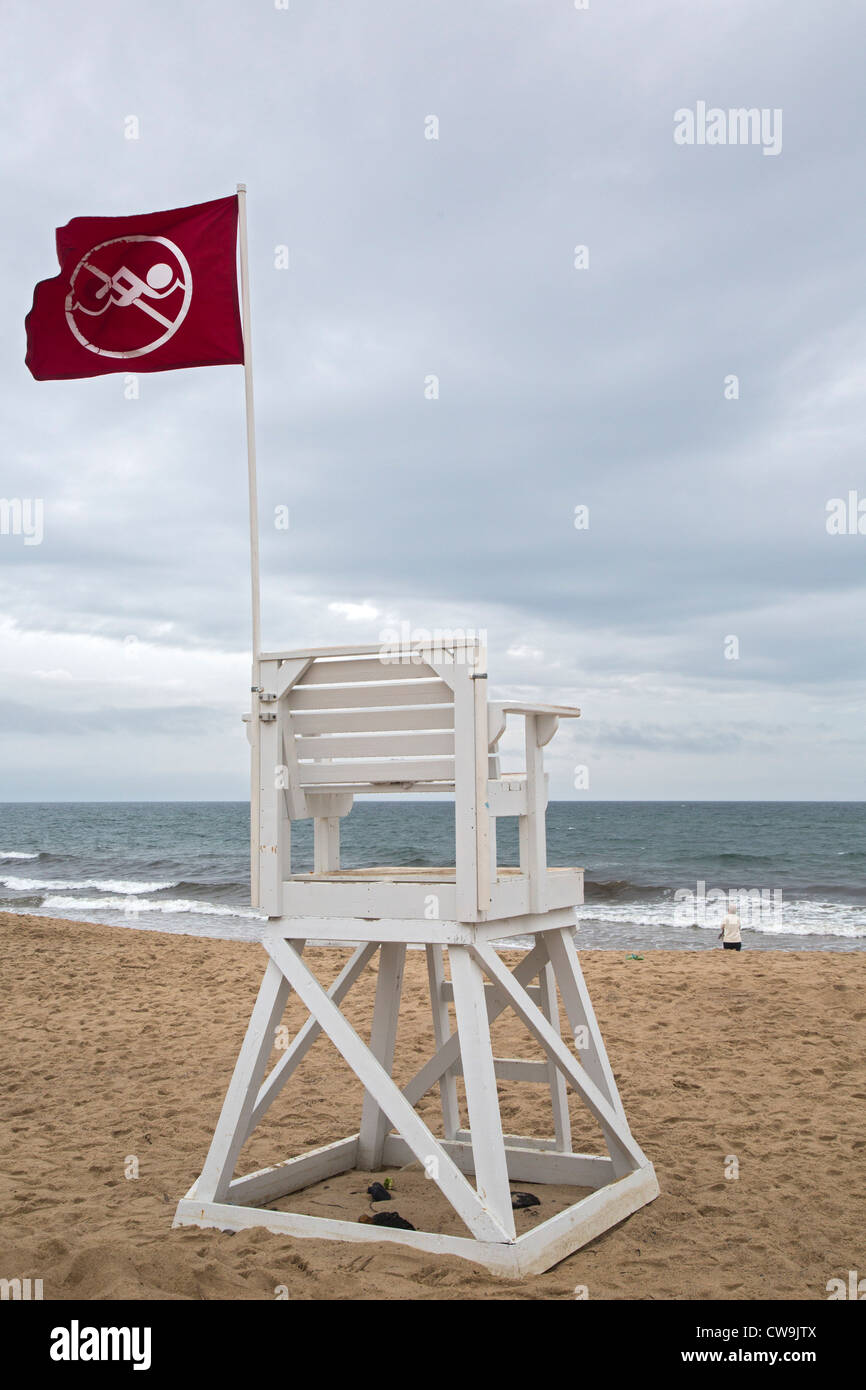 Lifeguards chair hi-res stock photography and images - Alamy