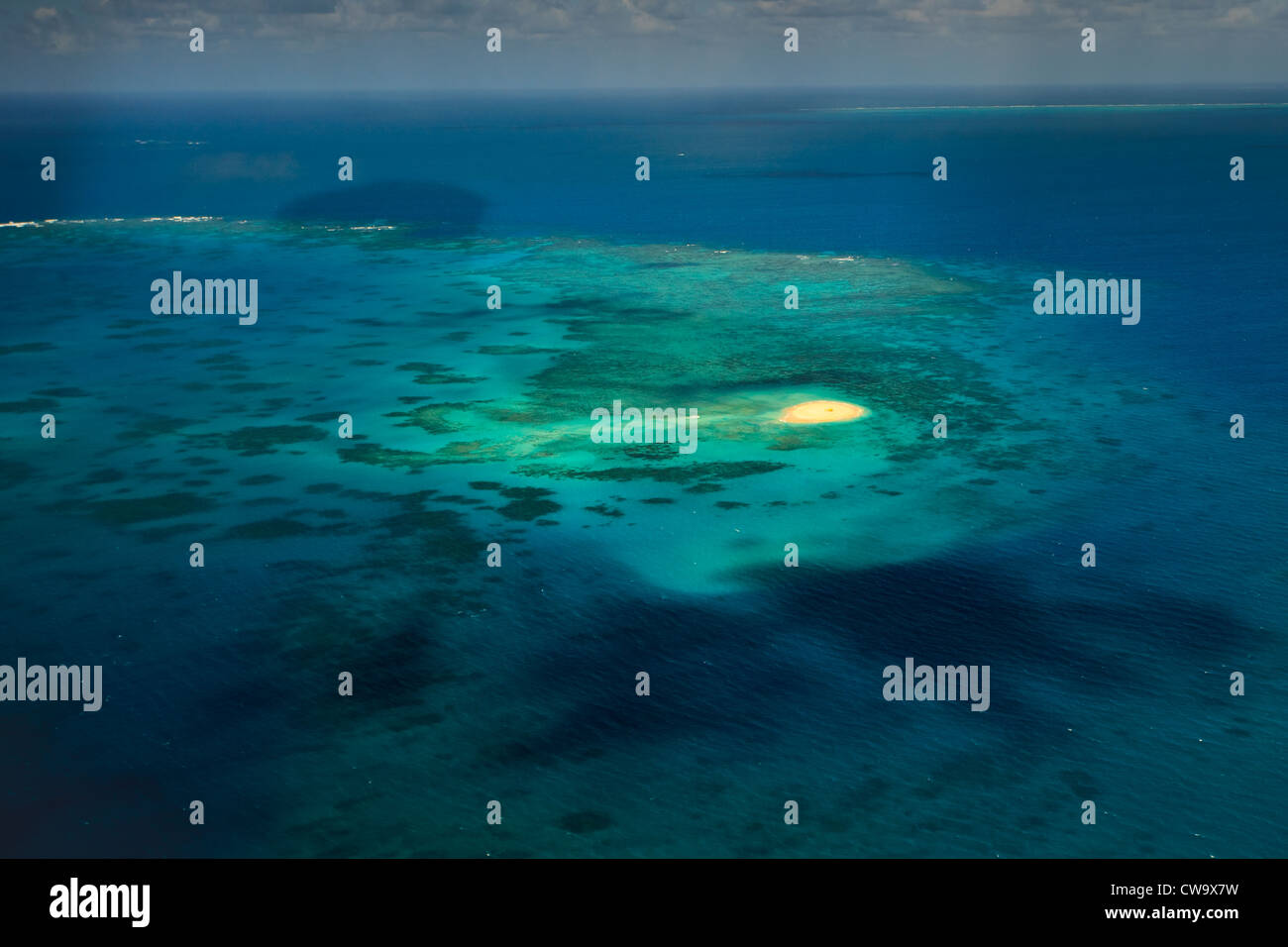 Aerial great barrier reef hi-res stock photography and images - Alamy