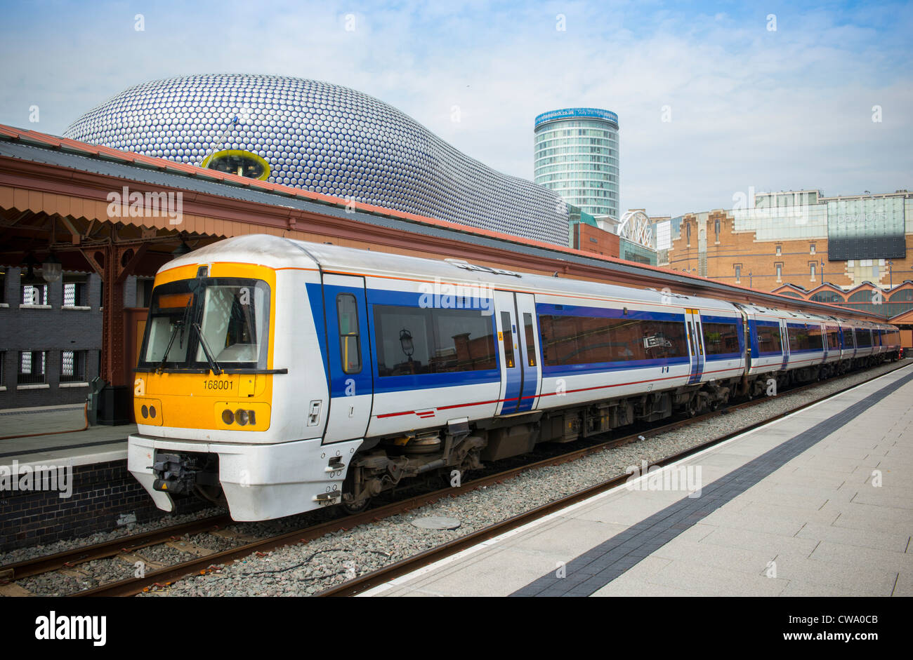 Birmingham train station hi-res stock photography and images - Alamy