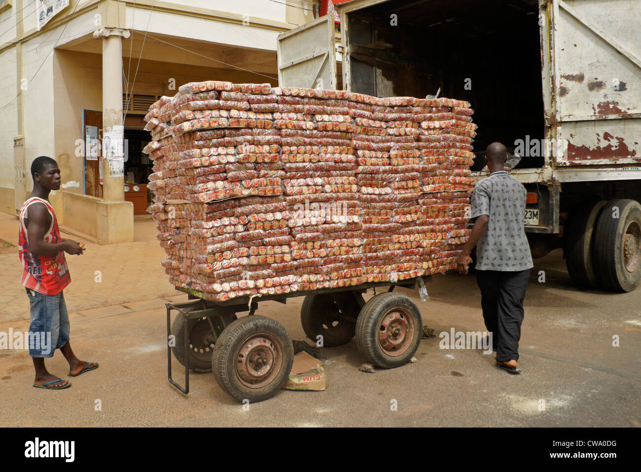 Ghana men hi-res stock photography and images - Alamy