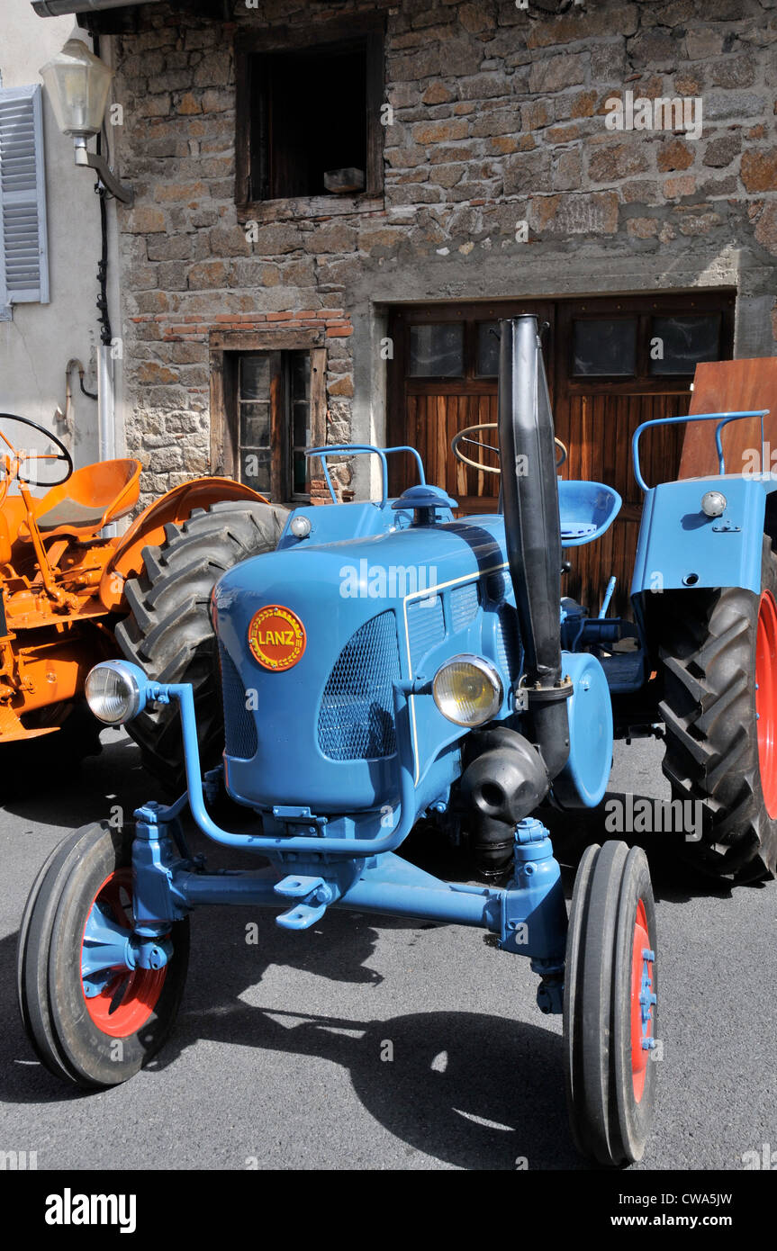 ancient Lanz tractor Stock Photo - Alamy