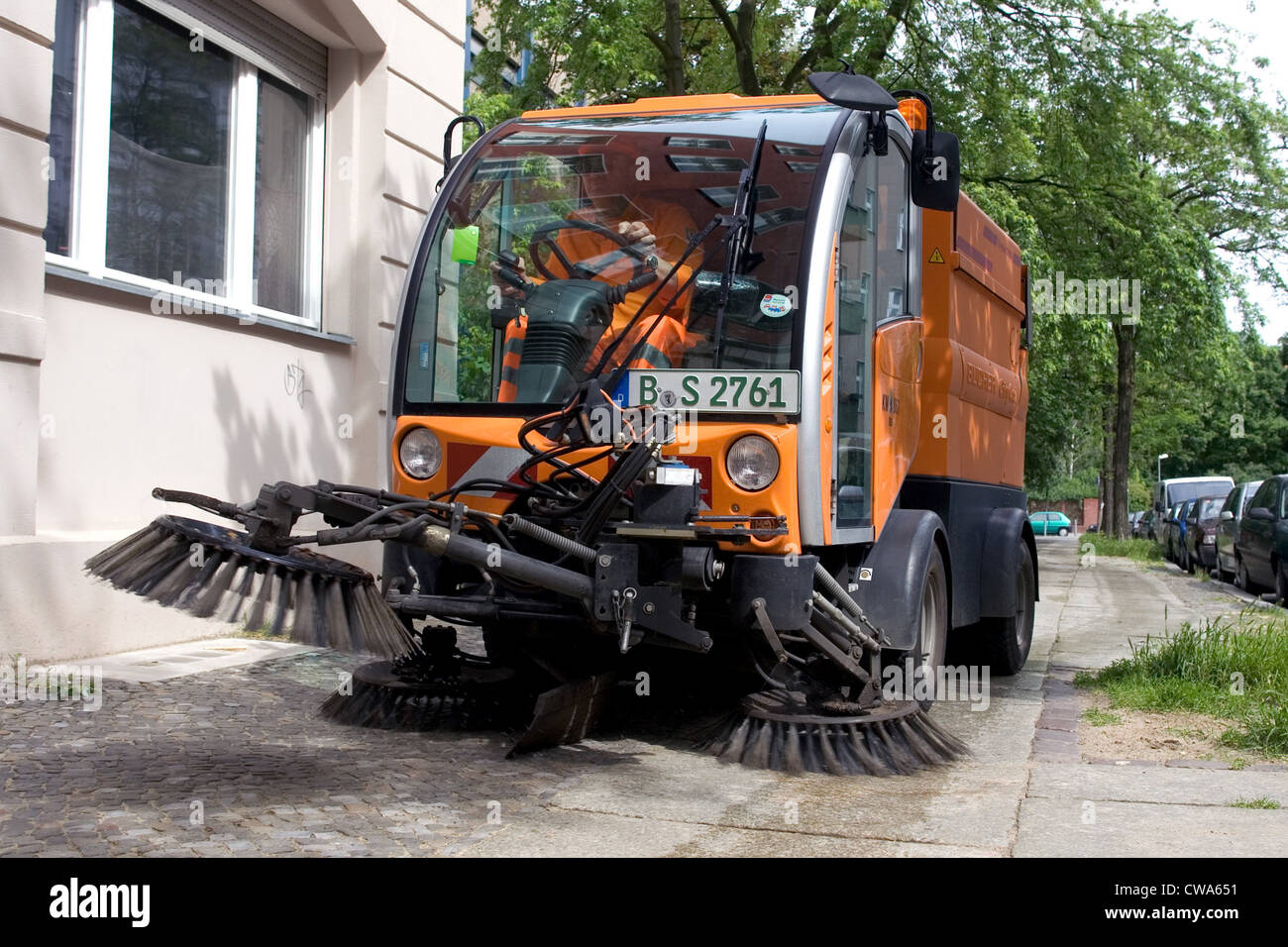 Berlin, street cleaning Stock Photo - Alamy