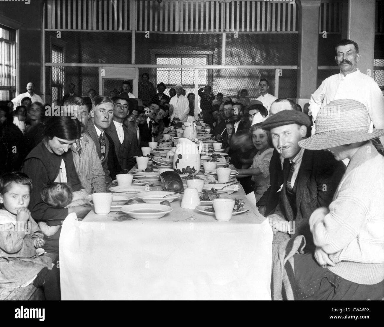 Ellis island immigrants dining hi-res stock photography and images - Alamy