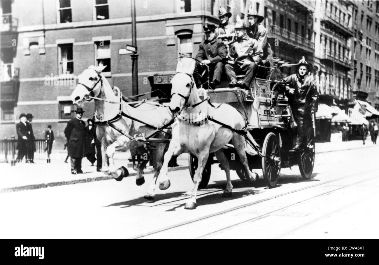 Horse drawn fire engine hi-res stock photography and images - Alamy